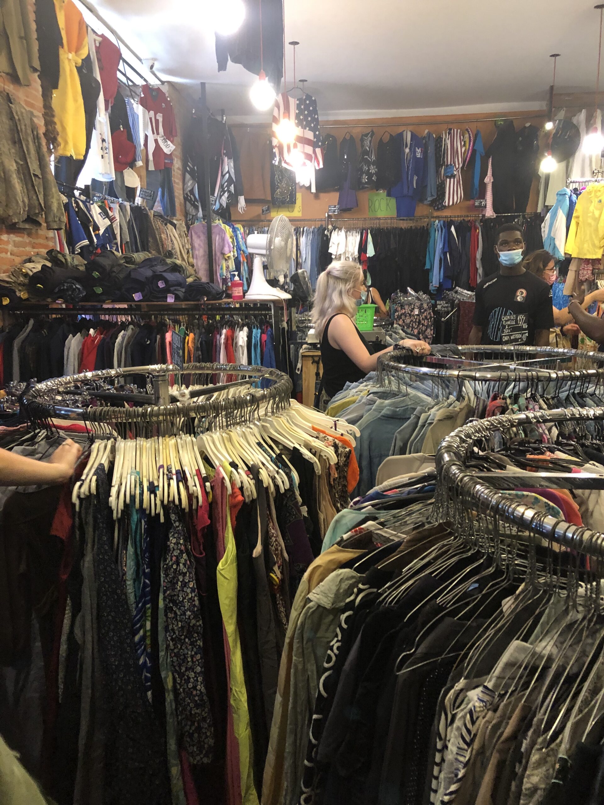 » Les magasins de seconde main FR 300 Automne 2021