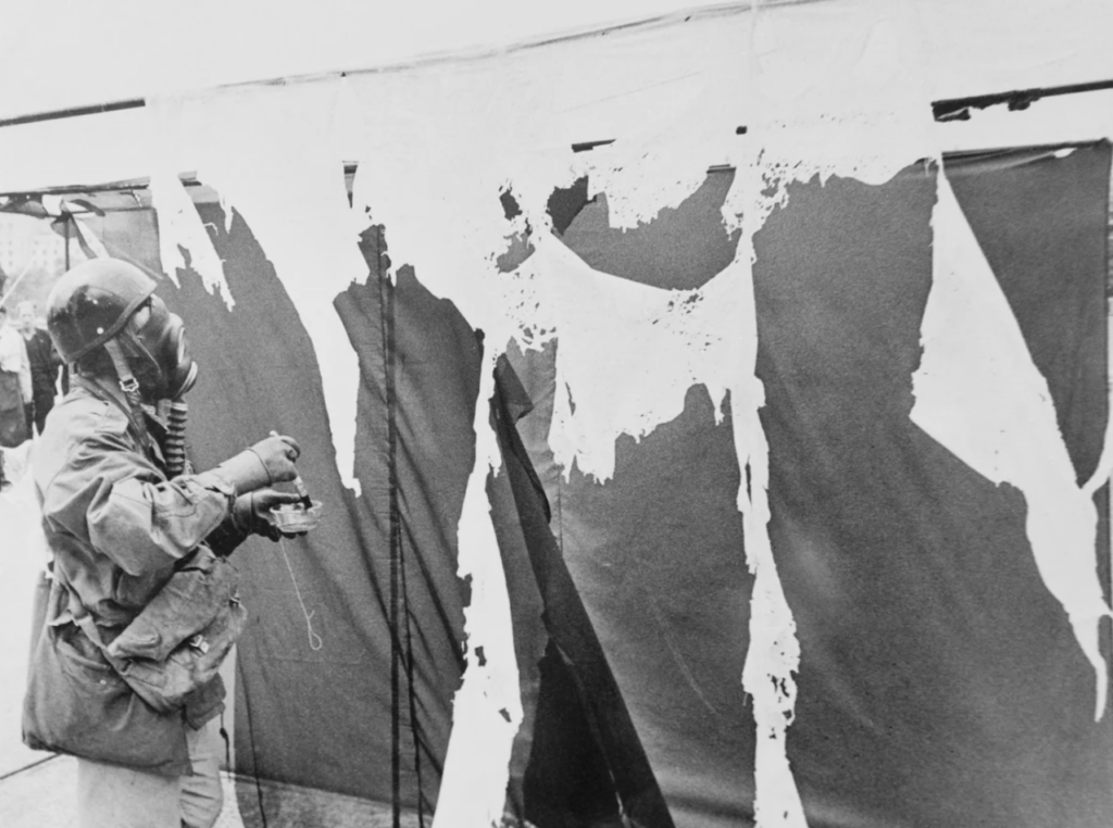 Auto-destructive Art: Gustav Metzger | German Environments