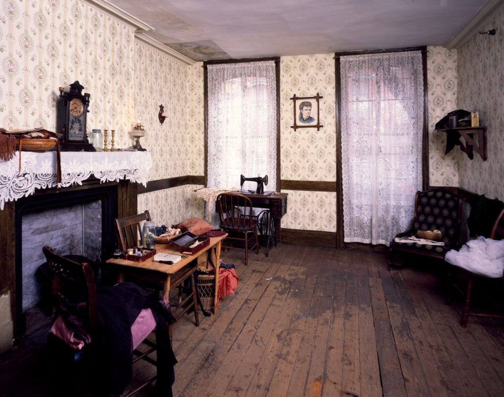 Family Housing in Industrial Cities – Modern US History